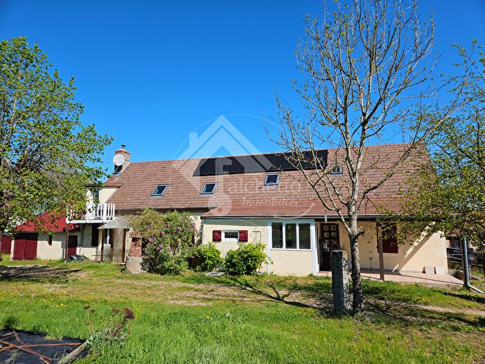 Maison 6 pièces à vendre à Châtelperron