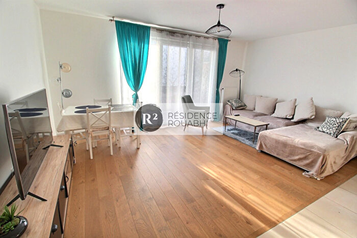 Appartement à louer - Gennevilliers, Le Village - 3 pièces - 2 chambres