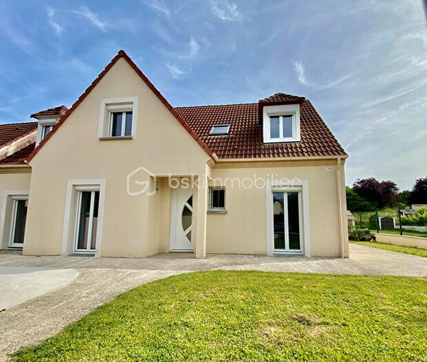 Gretz-Armainvilliers : Maison 9 pièces à vendre
