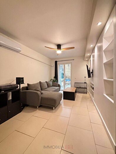 Appartement à louer - Nice - 3 pièces - 2 chambres