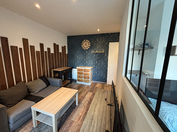 Appartement à louer - Saint-Étienne, Couriot, Tarentaise, Beaubrun - 1 pièce