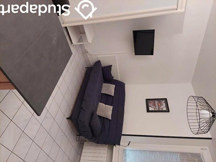 Appartement à louer - Laon Zola-Neufchâtel-Orgeval, Reims - 1 pièce