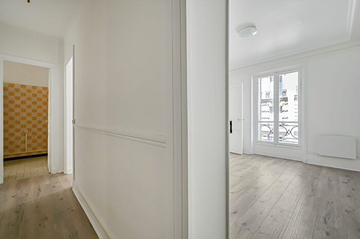 Appartement à vendre - Paris e , La Chapelle, Marx Dormoy - 2 pièces - 1 chambre