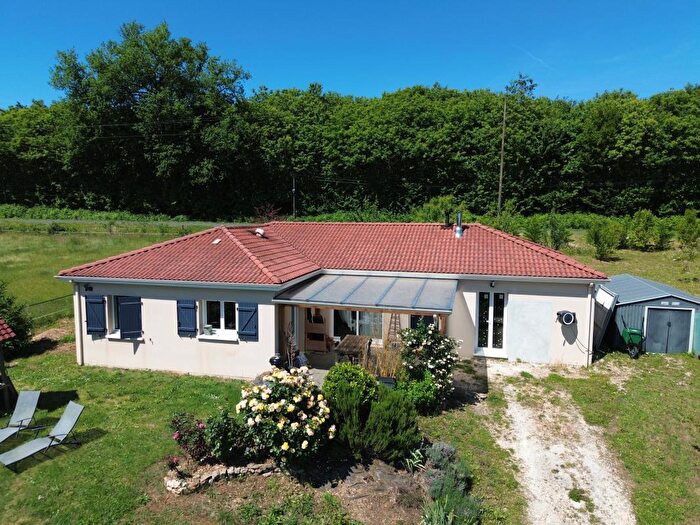 Maison 4 pièces à Saint-Michel-de-Villadeix, à vendre