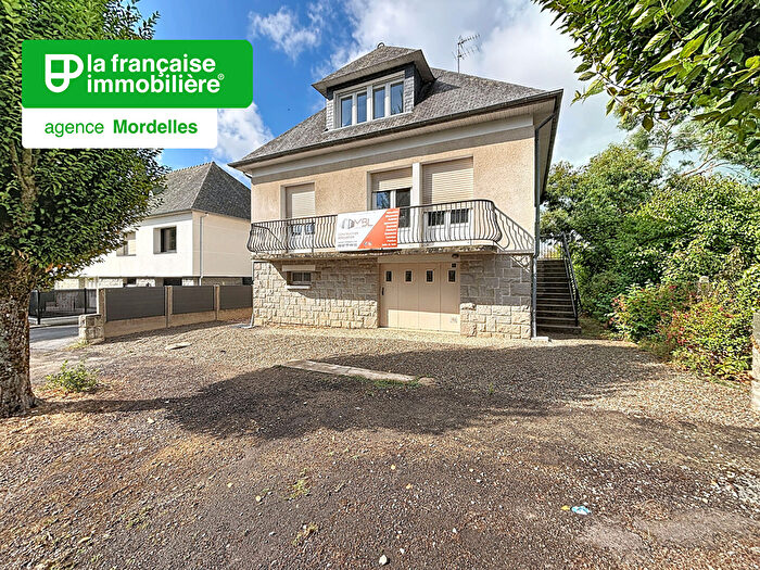 Maison 6 pièces à Mordelles, à louer