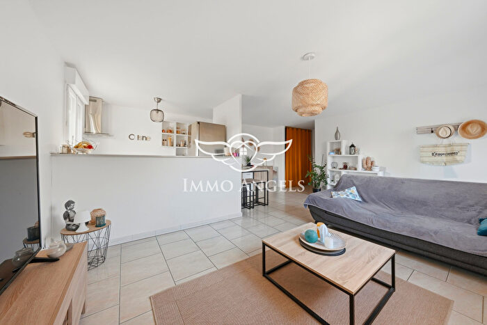 Appartement à vendre - Saint-Just - 11 pièces - 7 chambres