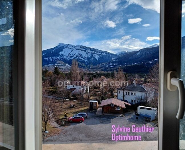 Appartement à vendre - La Roche-des-Arnauds - 4 pièces - 3 chambres