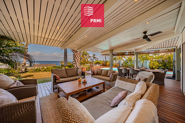 Maison à vendre - Saint-Paul, Saint-Gilles les Bains - 7 pièces - 5 chambres