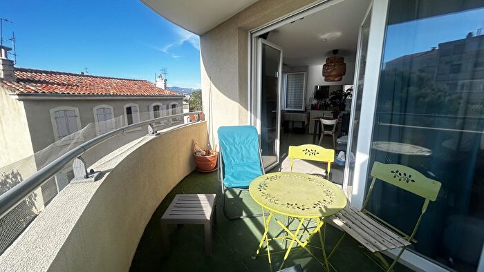Appartement 2 pièces à vendre à Marseille 4ème, Chutes Lavie