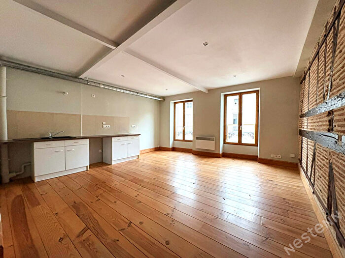 Appartement à louer - Agen, Gare - 3 pièces - 1 chambre