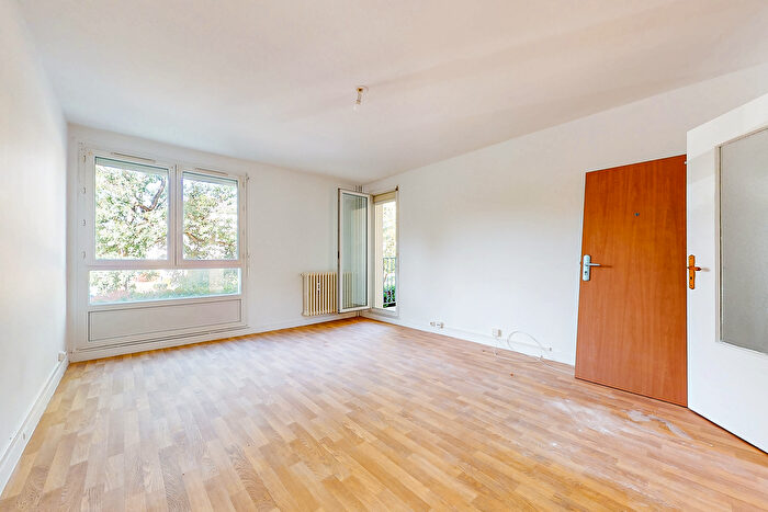 Brétigny-sur-Orge, Centre-ville : Appartement 4 pièces à vendre