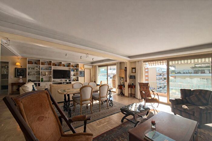 Appartement à vendre - Cannes, Pointe Croisette - 5 pièces - 3 chambres