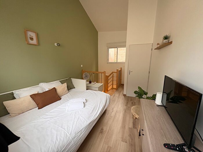 Appartement à louer - Saint-Michel-Mont-Mercure - 2 pièces - 1 chambre