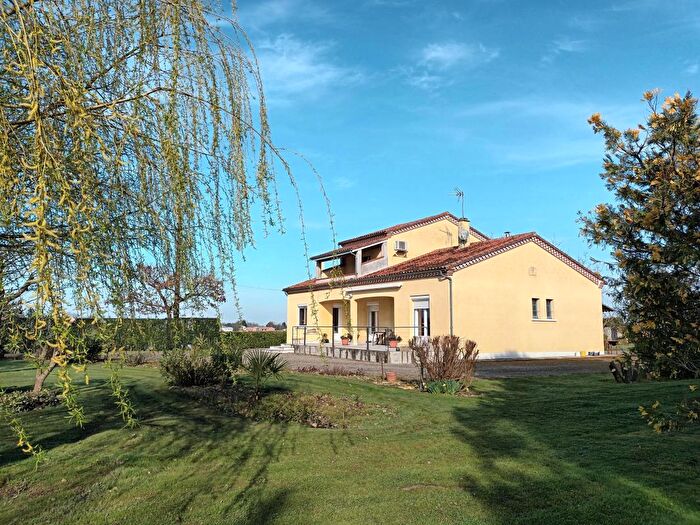 Maison à vendre - Saint-Nicolas-de-la-Grave - 7 pièces - 4 chambres