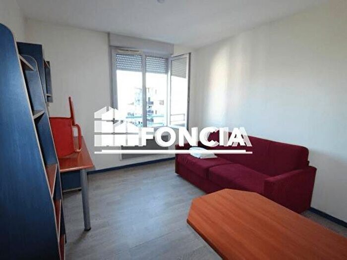 Appartement à louer - Aristide-Briand, Fontaine - 1 pièce