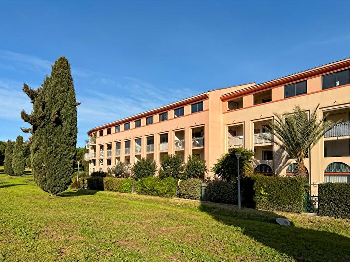 Appartement à vendre - Fréjus, Centre-ville - 3 pièces - 2 chambres