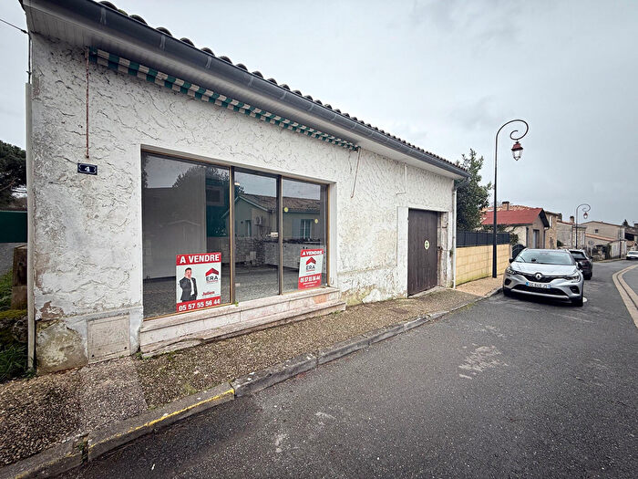 Maison à vendre - Fronsac - 2 pièces - 1 chambre