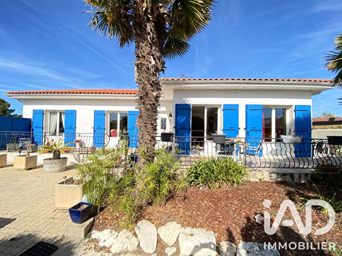 Dolus-d'Oléron : Maison 8 pièces à vendre