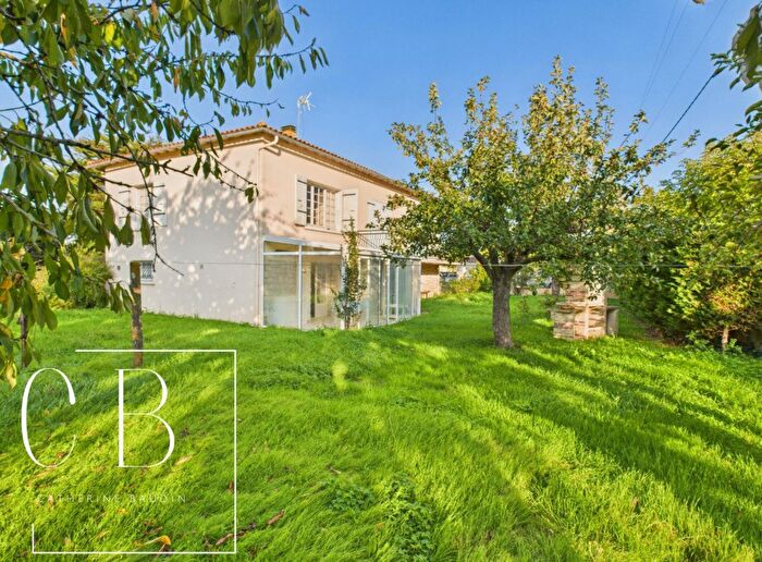 Maison à vendre - Saint-Jean-de-Liversay - 6 pièces - 4 chambres