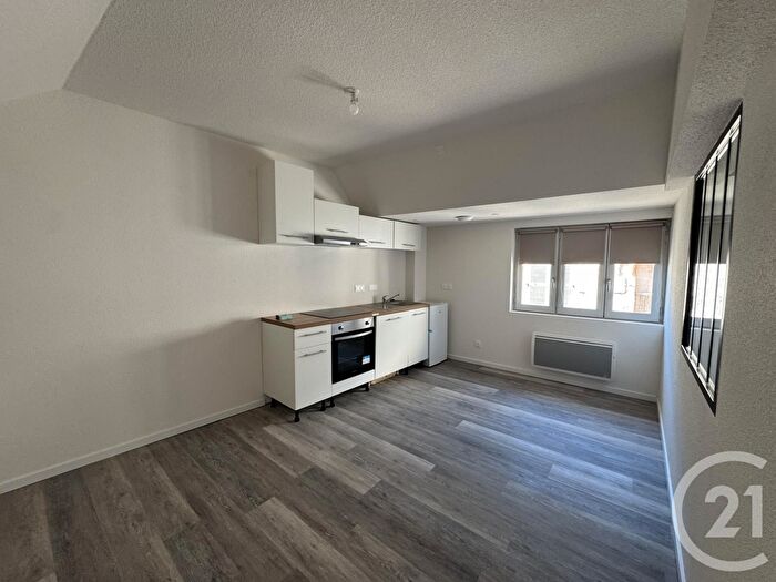Appartement à louer - Montluçon, Centre-ville, Les Forges - 1 pièce