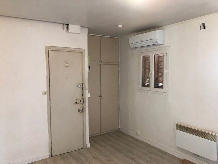 Appartement à louer - Marseille ème arrondissement - 1 pièce