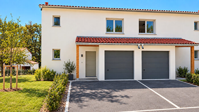 Maison 4 pièces à vendre à Montrabé