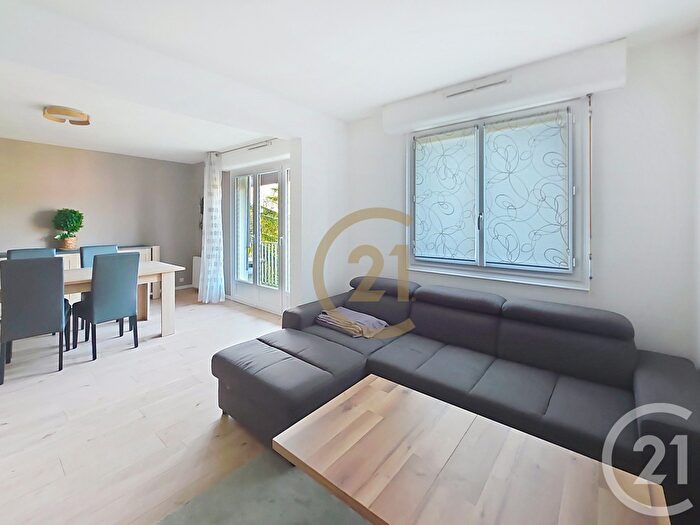 Appartement à louer - Déville-lès-Rouen - 4 pièces - 2 chambres