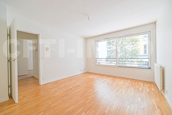 Appartement 2 pièces à Levallois-Perret, Front de Neuilly, à louer