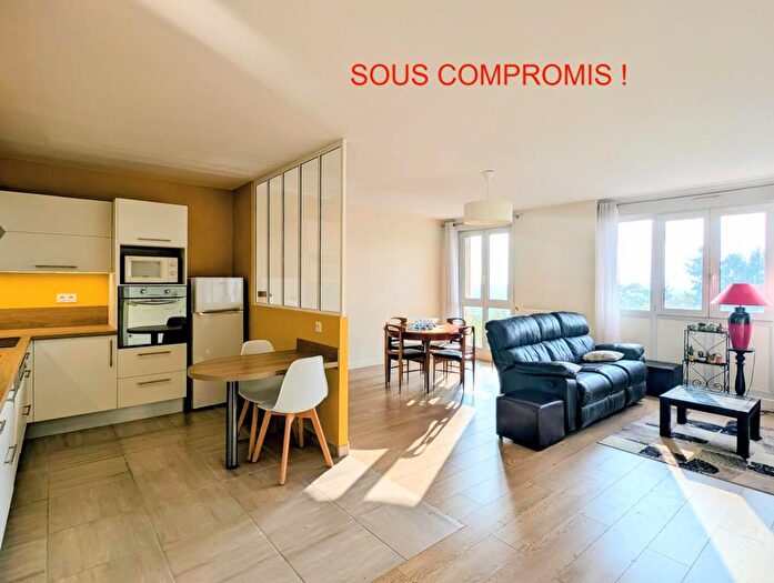 Appartement à vendre - Saint-Galmier - 2 pièces - 1 chambre