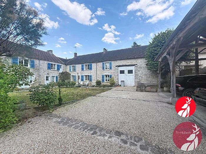 Milly-la-Forêt : Maison 9 pièces à vendre