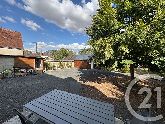 Maison 4 pièces à Neuvy-Saint-Sépulchre, à vendre