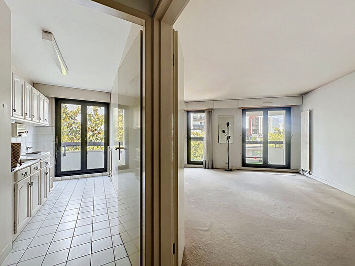 Suresnes, Centre-ville - Appartement 2 pièces à vendre