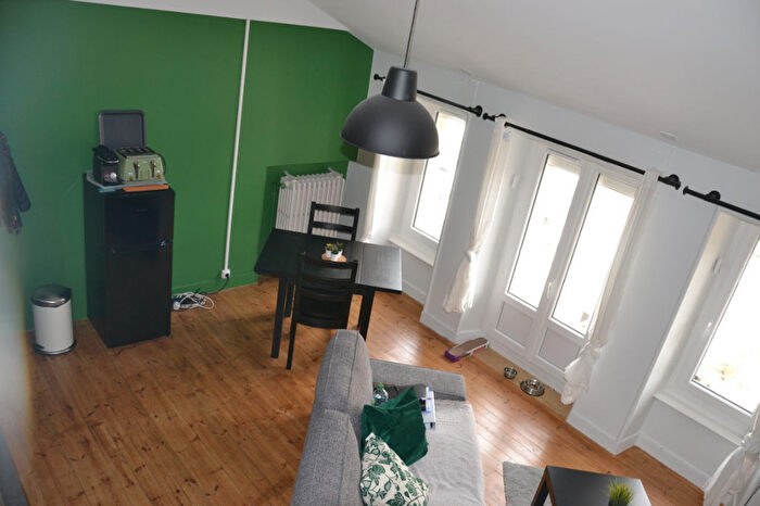 Appartement à louer - Yssingeaux - 1 pièce