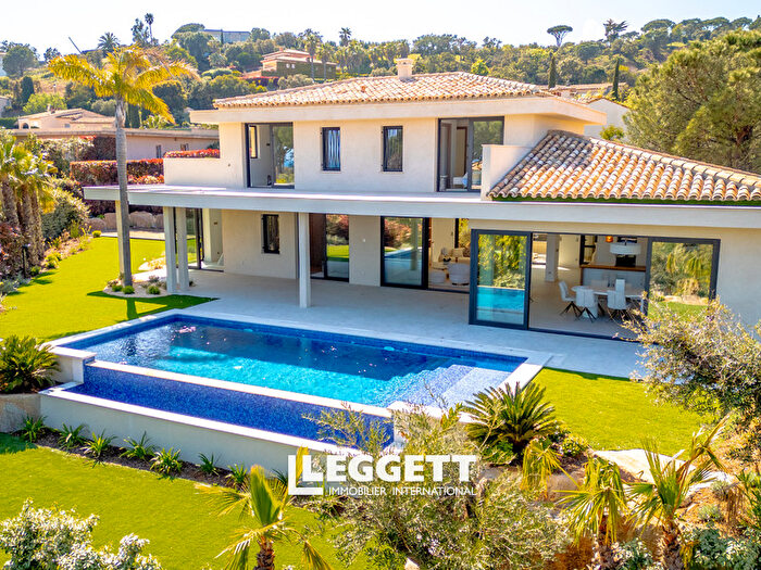 Maison à vendre - Sainte-Maxime, Saquèdes, Quilladou, Garonnette, Golfe - 7 pièces - 6 chambres