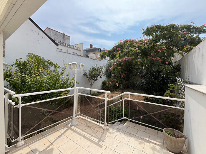 Maison à vendre - Les Sables-dOlonne, Passage, Remblai, Ile Penotte, Notre-Dame - 7 pièces - 5 chambres