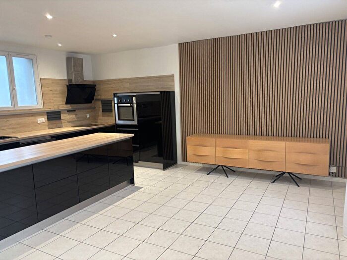 Appartement à louer - Carette-Eglise, Villemomble - 2 pièces - 1 chambre