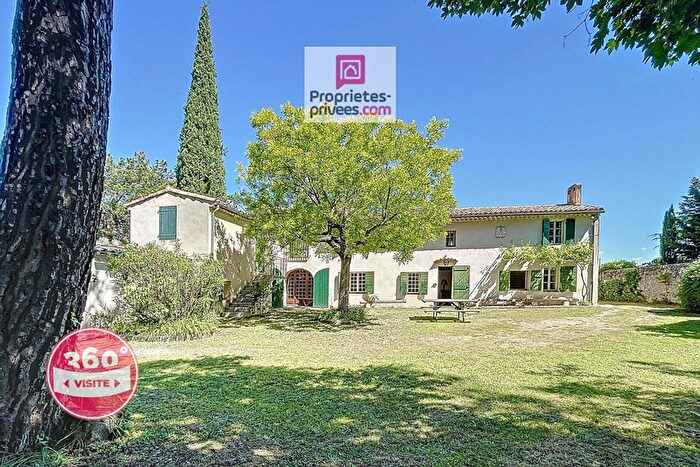 Maison à vendre - Pertuis, Centre-ville, Fours à Chaux, Claret - 9 pièces - 5 chambres