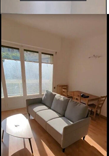 Appartement à louer - Marseille e , La Blancarde - 4 pièces - 3 chambres