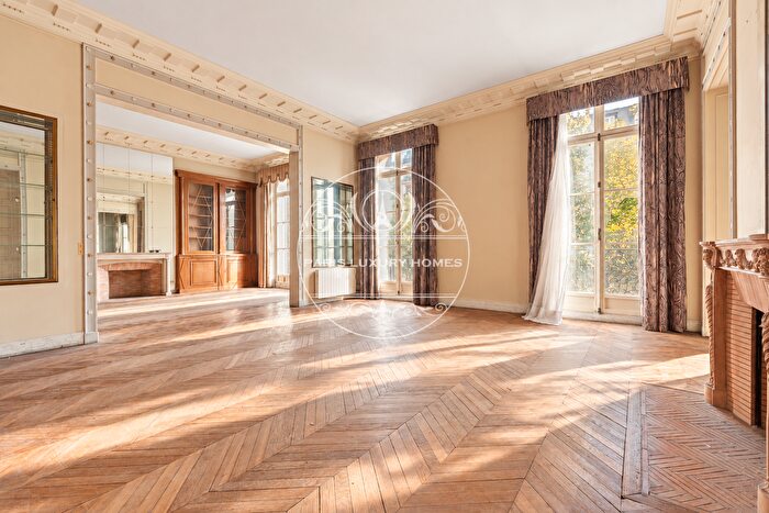 Appartement 5 pièces à Paris 7ème, Champ de Mars, à vendre