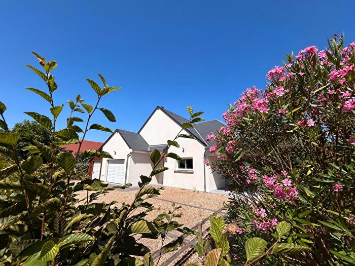 Maison à louer - Vineuil - 4 pièces - 3 chambres