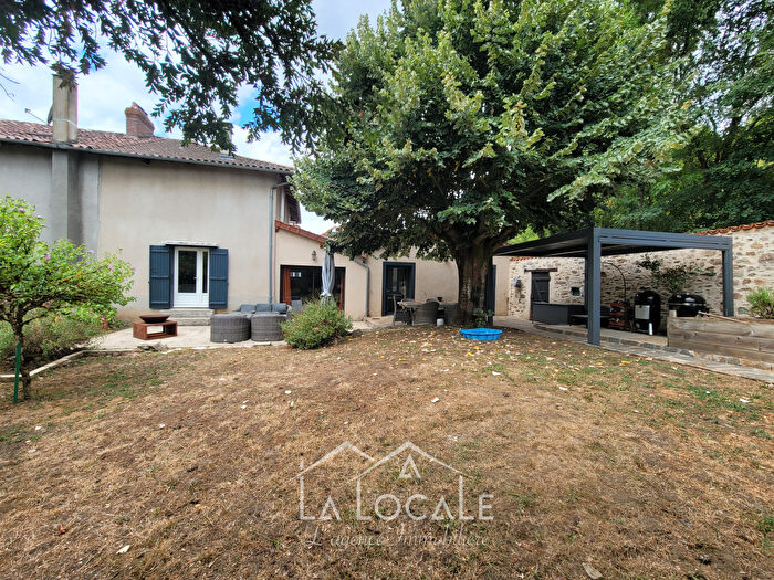 Maison 4 pièces à vendre à Solignac