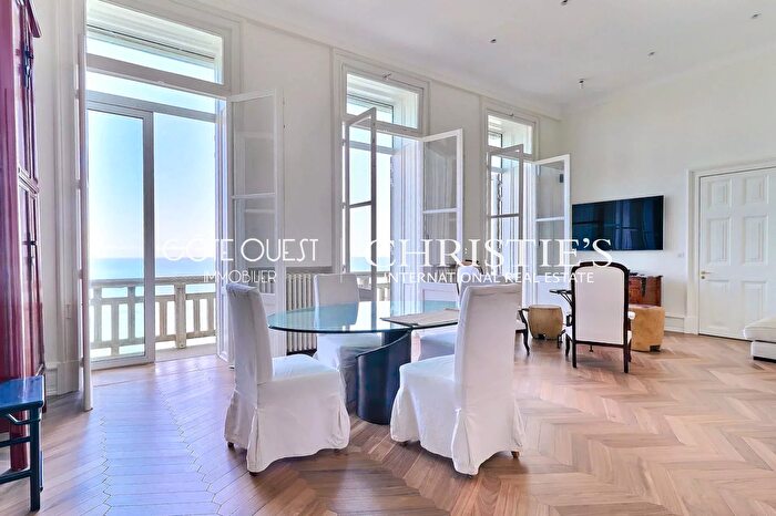 Appartement à vendre - Biarritz, Centre-ville Ouest - 4 pièces - 3 chambres