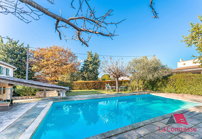 Maison à vendre - Éguilles - 8 pièces - 5 chambres