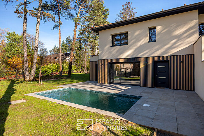 Maison à vendre - Charbonnières-les-Bains - 6 pièces - 4 chambres