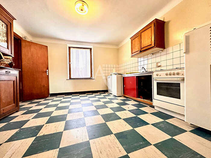 Maison à vendre - Badonviller - 5 pièces - 4 chambres
