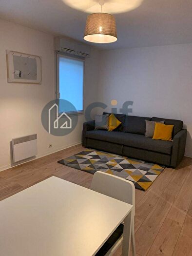 Appartement à louer - Juillet Zola, Alfortville - 1 pièce