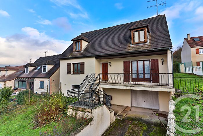 Maison à vendre - Étampes, Saint-Pierre - 8 pièces - 5 chambres