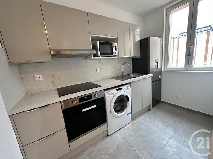 Appartement à louer - Toulon, Saint-Jean du Var - 2 pièces - 1 chambre