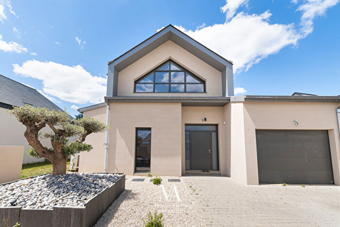 Maison à vendre - Bouchemaine - 8 pièces - 6 chambres