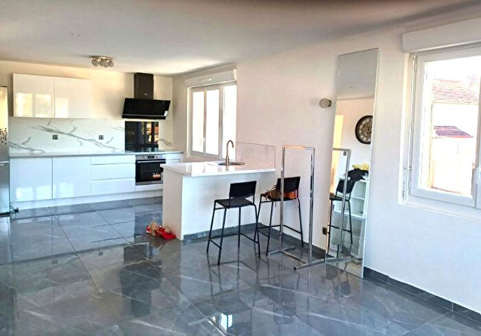 Appartement 4 pièces à Feyzin, à vendre